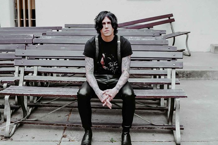 Cerita Kellin Quinn Tentang Pekerjaan Terburuknya Sebelum Gabung ...