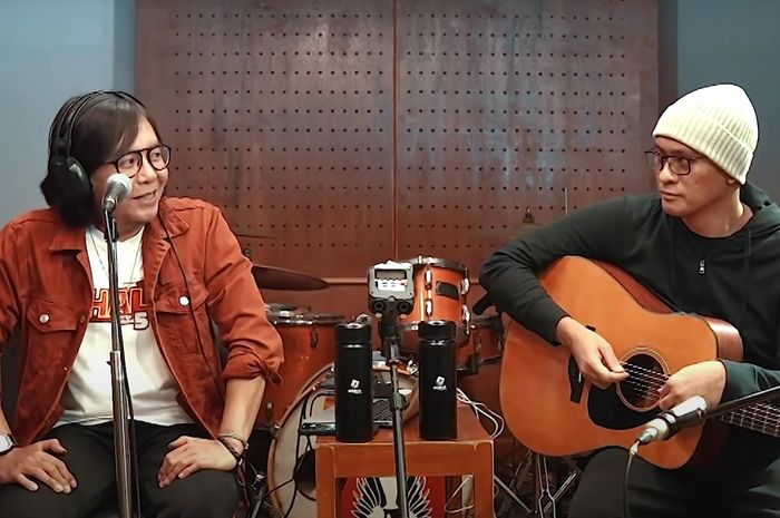 Perbedaan Terbesar Ari Lasso dan Once Mekel Sebagai Vokalis Dewa 19 ...