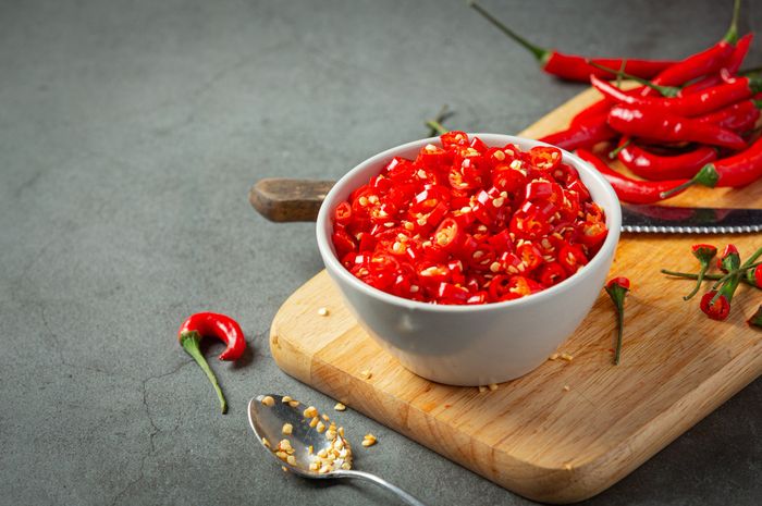 Buat Tak Nyaman, Bagaimana Cara Menghilangkan Rasa Pedas di Mulut? - Bobo