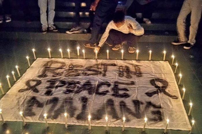 Ratusan Korban Jiwa Berjatuhan di Tragedi Kanjuruhan, Sosok yang ... Ratusan Korban Jiwa Berjatuhan di Tragedi Kanjuruhan, Sosok yang ...