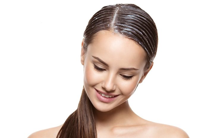 Masker Rambut yang Bagus di Bawah Rp 20 Ribu, Gak Harus ke Salon! - Stylo