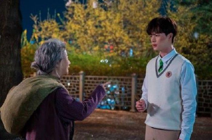 Sinopsis Episode 5 Drama Serial The Golden Spoon, Siapa Nenek Pemilik ...