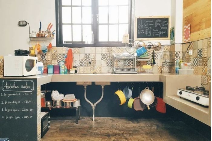 Alamak! Cantiknya Desain Dapur Sederhana Bikin Kolong Dapur Jadi Bersih ...