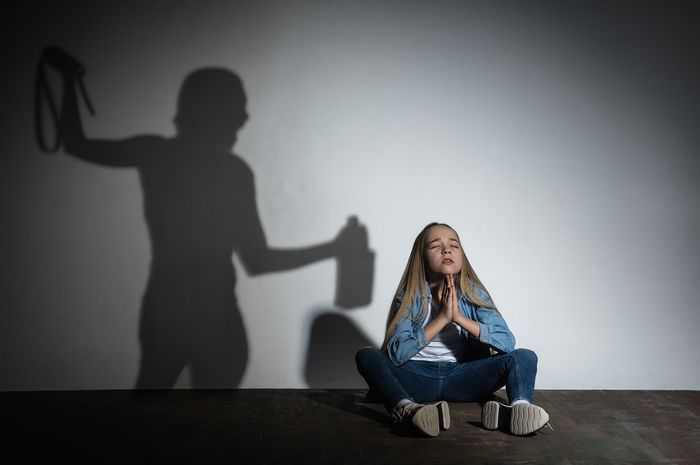 Ngeri Banget! Ini Dampak Jangka Panjang bagi Anak yang Menyaksikan KDRT, Mulai dari Depresi ...