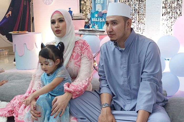 Potret Anak Pertama Kartika Putri, Khalisa yang Tak Cemburu dengan Khadeejah yang Baru Lahir ...
