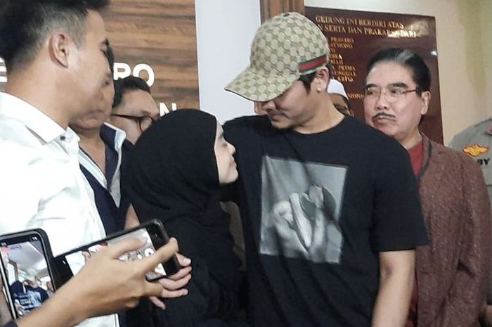 Geram! Ternyata Ini Pemicu Rizky Billar dan Lesti Kejora Datangi Polda ... Geram! Ternyata Ini Pemicu Rizky Billar dan Lesti Kejora Datangi Polda ...