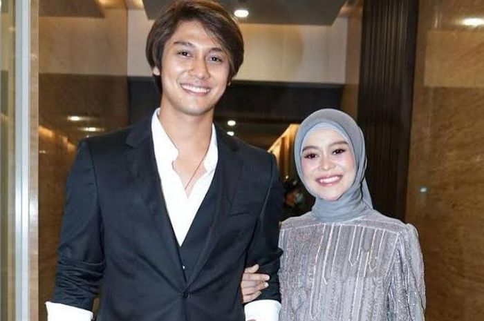 Nasib Rizky Billar dan Lesti Kejora di Tahun 2023 Diramal Oleh Sosok Cenayang Ini: Hati-hati!