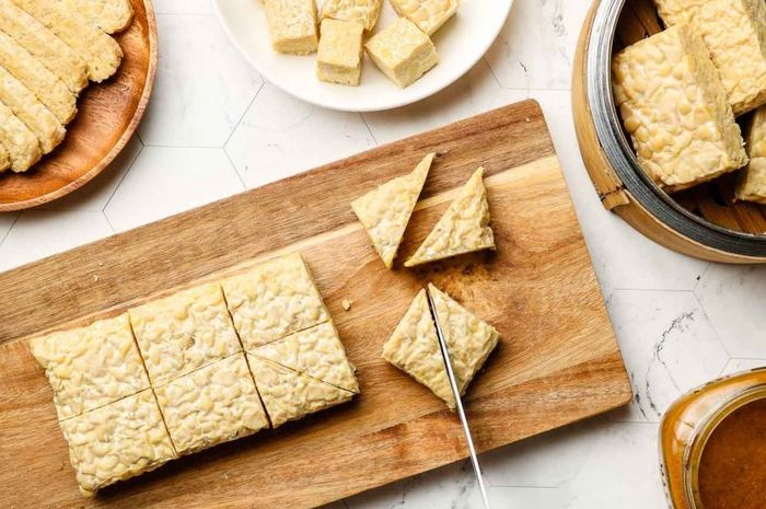 Cara Memotong Tempe Supaya Orek Bisa Tetap Renyah dari Pagi Sampai Sore ...