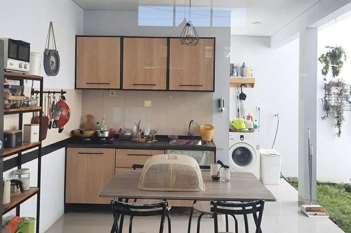 Selalu Bikin Betah, Desain Dapur Luar Rumah Nan Simpel Memikat Hati Ibu-ibu Pecinta Hunian ...