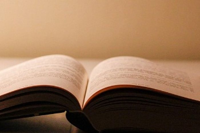 Kunci Jawaban PKN Kelas 11 SMA Uji Pemahaman Halaman 77-78 Kurikulum Merdeka, Sejarah Konstitusi ...