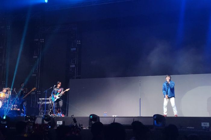 Tampil di Scream or Dance, D’Masiv Nyanyi Side By Side Bareng Rapper ...