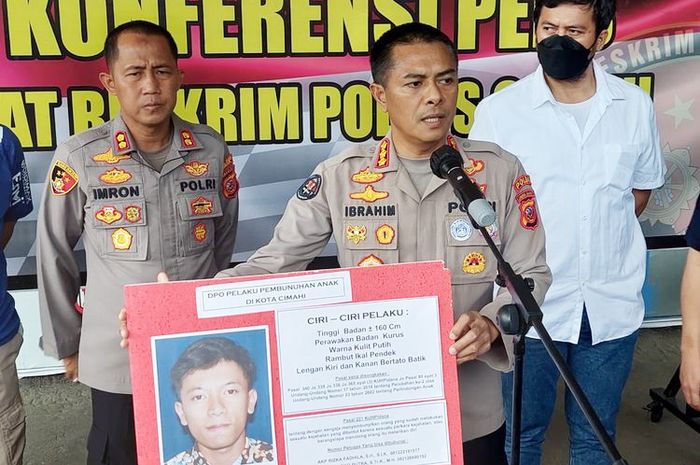 Mengenang Kembali Kisah Bocah Pilu yang Ditusuk Pulang Ngaji, Berjalan ... Mengenang Kembali Kisah Bocah Pilu yang Ditusuk Pulang Ngaji, Berjalan ...