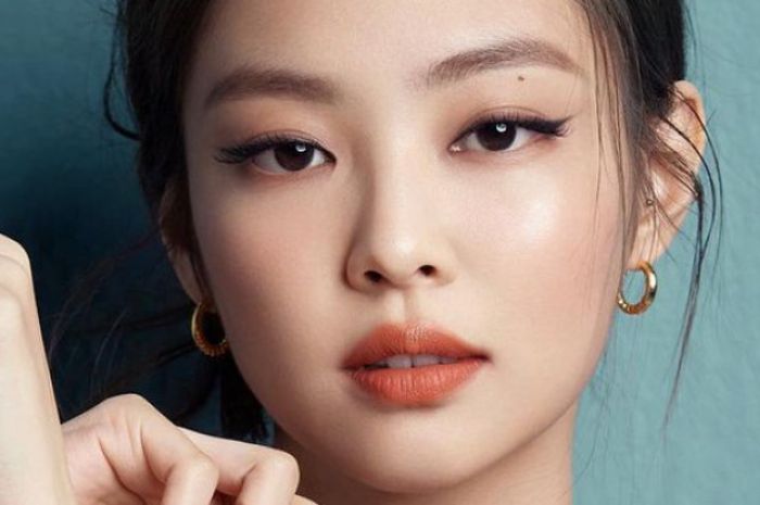 Makeup Anti Luntur, 3 Setting Spray Bikin Makeup Tahan Lama di Bawah Rp ...
