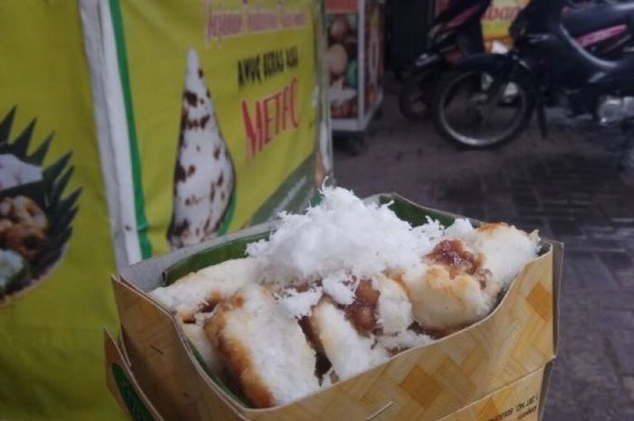 Cuma 6 Bahan, Ini Resep Kue Awug Khas Sunda - Adjar