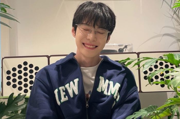 Ada Kerusuhan di Konser NCT 127, Doyoung Minta Maaf dan Janji Akan Datang Lagi ke Indonesia