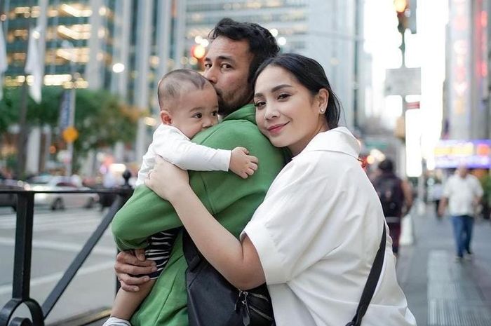 Rafathar Ngefans Berat Messi Berharap Foto Bareng, Raffi Ahmad Boyong Sekeluarga Nonton Piala ...