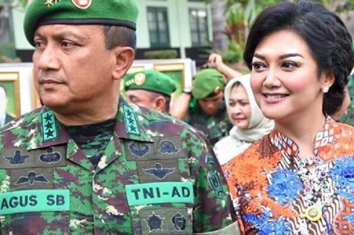 CANTIKNYA Bella Saphira saat Masih Muda Bak Kembang Desa, Foto ini Jadi ... CANTIKNYA Bella Saphira saat Masih Muda Bak Kembang Desa, Foto ini Jadi ...