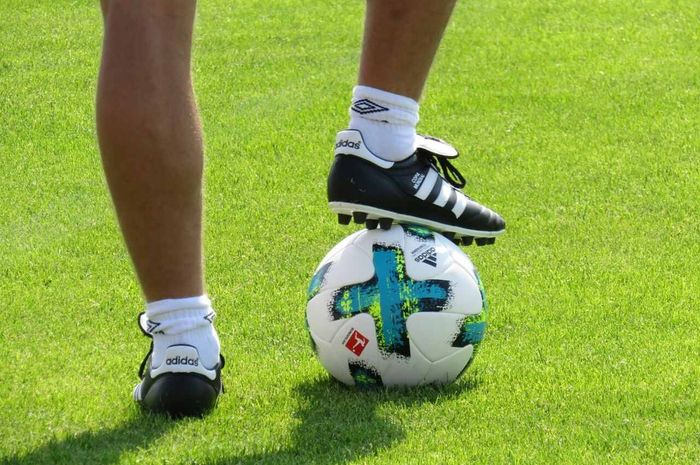 Miliki Bentuk Berbeda dari Sepatu Biasa, Apa Fungsi Pul pada Sepatu ...