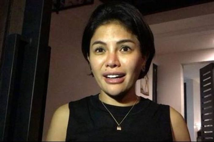 Dikabarkan Bangkrut, Terkuak Alasan Nikita Mirzani Terpaksa Jual Rumah ... Dikabarkan Bangkrut, Terkuak Alasan Nikita Mirzani Terpaksa Jual Rumah ...