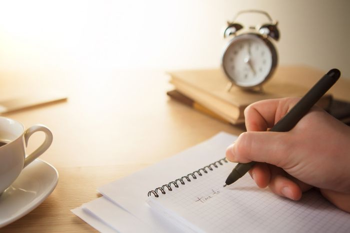 Mengenal Imbuhan Infiks: Pengertian, Jenis, Fungsi, dan Contoh Kalimat ...