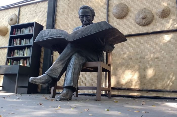 Menelisik Jejak Eduard Douwes Dekker di Museum Multatuli Rangkasbitung ...