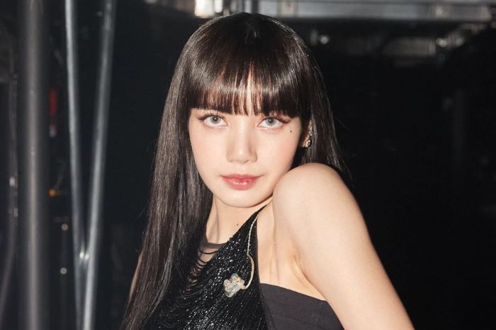 Waduh, Lisa BLACKPINK Alami Cedera Leher sampai Harus Batal Pole Dance ...