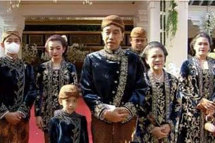 Mewah Ala Fairy Tale Versi Jawa, Intip Busana Keluarga Presiden Joko Widodo di Acara Ngunduh ...