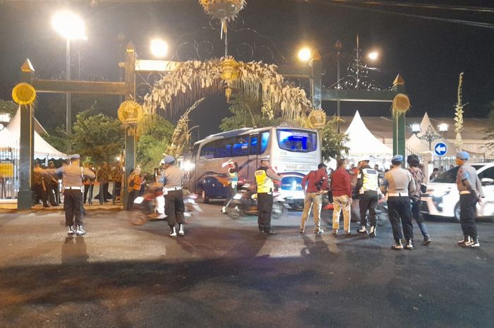 Sejumlah Tamu VIP dan VVIP Mulai Berdatangan di Acara Resepsi ...