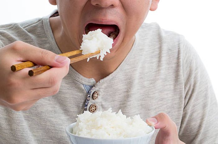 Cara Sehat Makan Nasi untuk Penyandang Diabetes, Perhatikan Takarannya ...