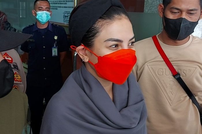 Nikita Mirzani Mati-matian Berjuang Sembuh hingga Dilarikan ke Rumah ...