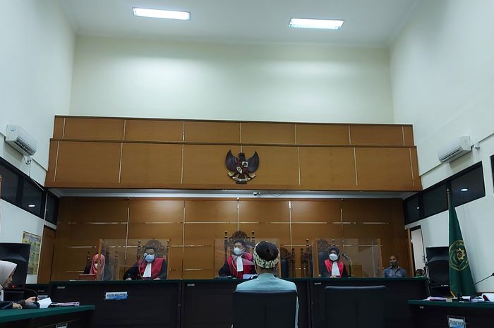 Dito Mahendra Mangkir Sidang Lagi, Tangis Nikita Mirzani Pecah di Ruang ... Dito Mahendra Mangkir Sidang Lagi, Tangis Nikita Mirzani Pecah di Ruang ...