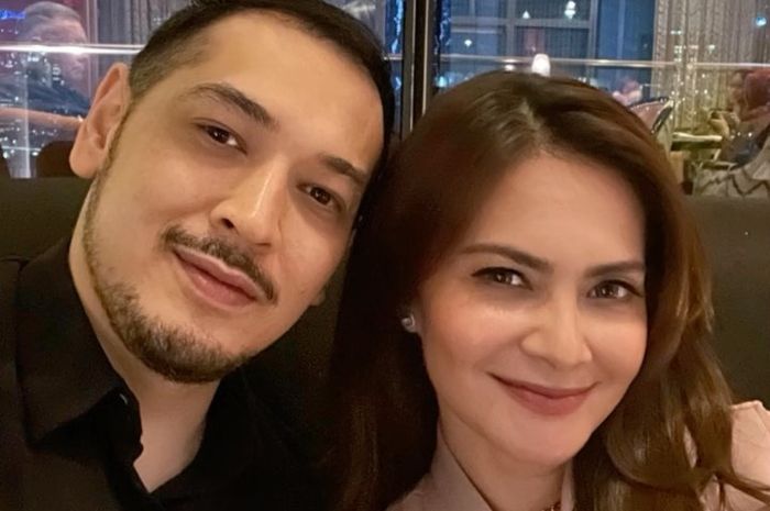 Rayakan 3 Tahun Pernikahan, Cut Tari Dapat Hadiah Kecupan dari Richard Kevin - Nova