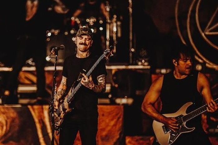 Fix Join As I Lay Dying, Bassist Miss May I: Gue Itu Multitasker Hebat ...