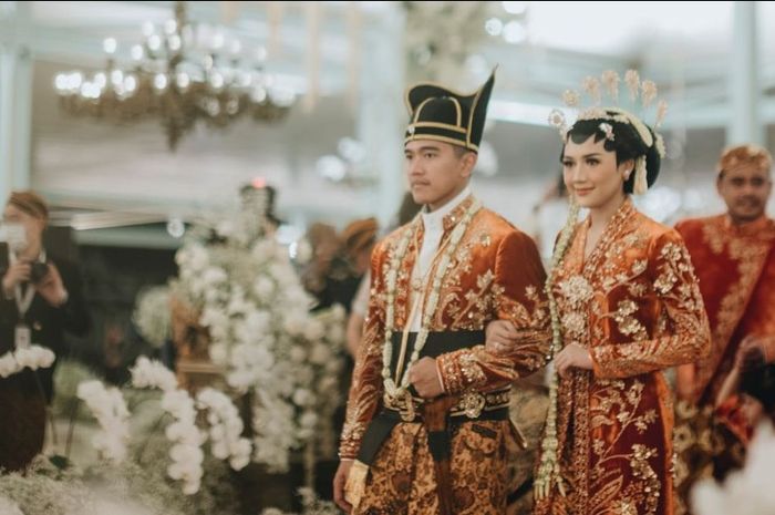 Terungkap Makna Pakaian Ala Prajurit yang Dikenakan Kaesang di Malam Resepsi Pernikahan, Warna ...