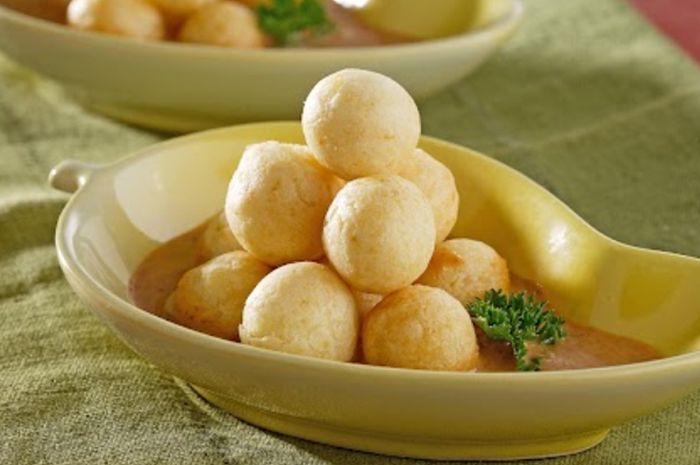 Resep Cimol Saus Kacang, Camilan Rumahan yang Enak Untuk Teman Ngobrol Bersama Keluarga Di Sore ...