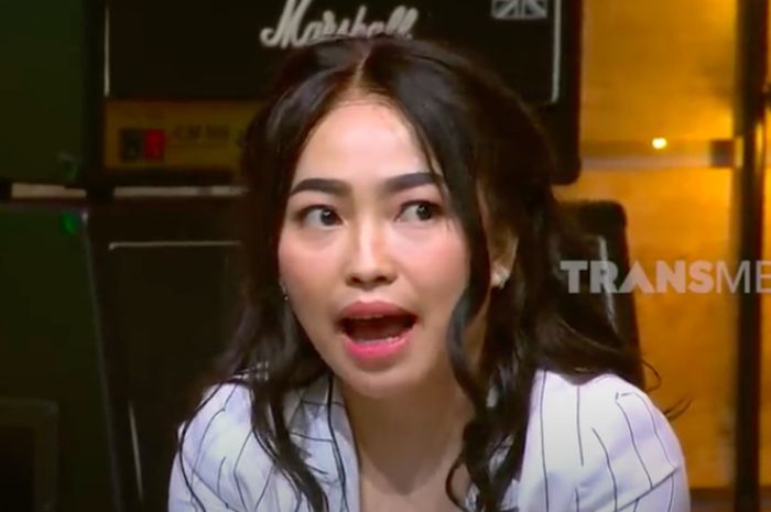 Rumahnya Dilempari Celana Dalam 3 Kali, Artis Cantik Ini Bingung CCTV Selalu Mati, Horor? - Grid Hot