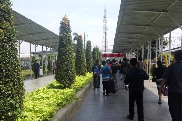 Krl Bogor Paling Pagi Jam Berapa Simak Jadwal Krl Bogor Jakarta Kota Terbaru Januari 2023 Suar