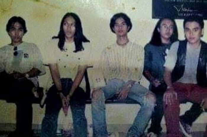 Wawan Juniarso Sempat Sebel Ngeliat Kepopuleran Dewa 19 Tanpanya - Hai