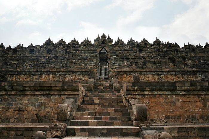 5 Contoh Hasil Akulturasi Kebudayaan Hindu-Buddha dengan Kebudayaan ... 5 Contoh Hasil Akulturasi Kebudayaan Hindu-Buddha dengan Kebudayaan ...