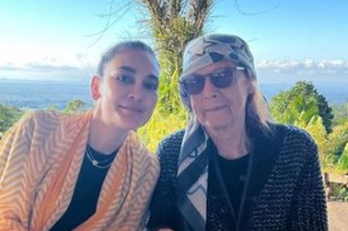 The Real Anak Berbakti, Luna Maya Beri Hadiah Super Mewah Ini Buat ...