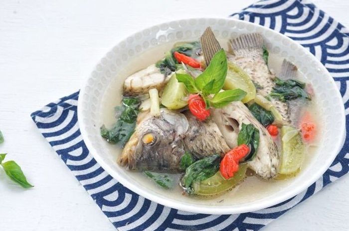 Tips Masak Sop Ikan Agar Tidak Bau Amis dan Kuahnya Segar, Kuncinya ...