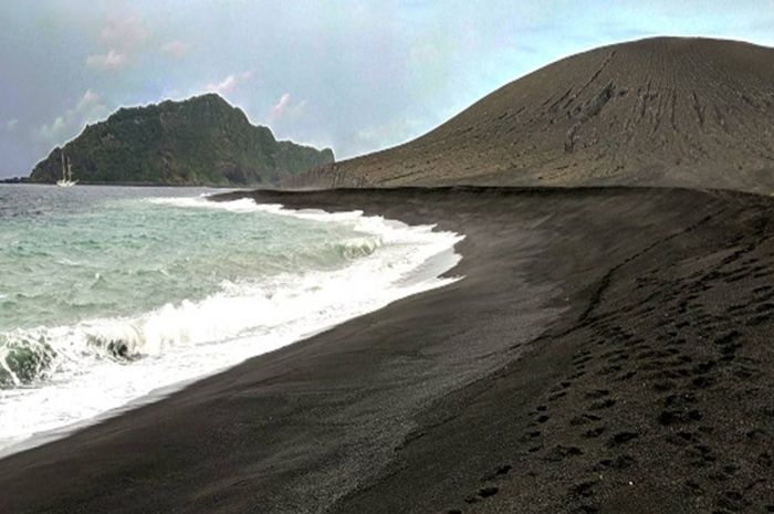 Singkap Komunitas Mikrob Unik yang Hidup di Bekas Pulau Hunga Tonga ...