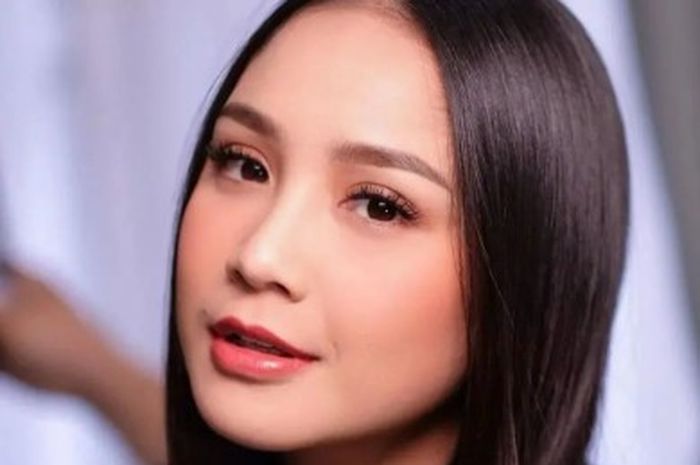 Padahal Hidup Bergelimang Harta, Nagita Slavina Bongkar Masa Lalu yang ... Padahal Hidup Bergelimang Harta, Nagita Slavina Bongkar Masa Lalu yang ...