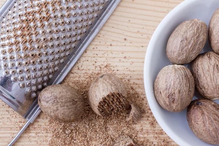 Cara Membuat Obat Kuat Oles di Rumah Pakai Bumbu Dapur Pala, Simak Baik ...