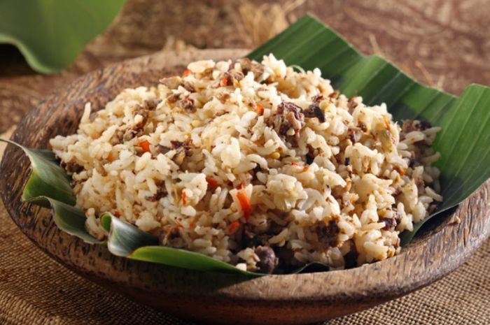 Resep Nasi Tutug Oncom, Menu Tradisional Khas Sunda Dengan Rasa yang Mantap - Sajian Sedap
