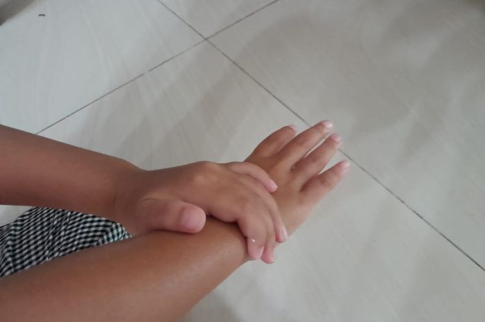 Berperan Sama Mengajarkan Anak Mencuci Tangan Sejak Dini, Bisa Lewat 4 ... Berperan Sama Mengajarkan Anak Mencuci Tangan Sejak Dini, Bisa Lewat 4 ...