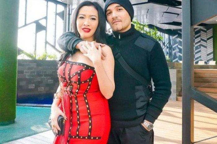 Tak Pernah Terdengar Kabarnya, Master Hipnotis Indonesia Tiba-tiba ...