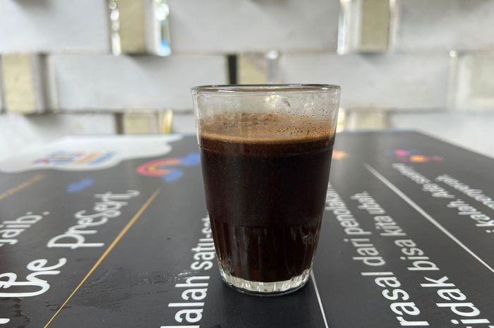 Mau Setiap Hari Minum Kopi? Ini Cara Membuat Kopi Lebih Sehat - Nakita