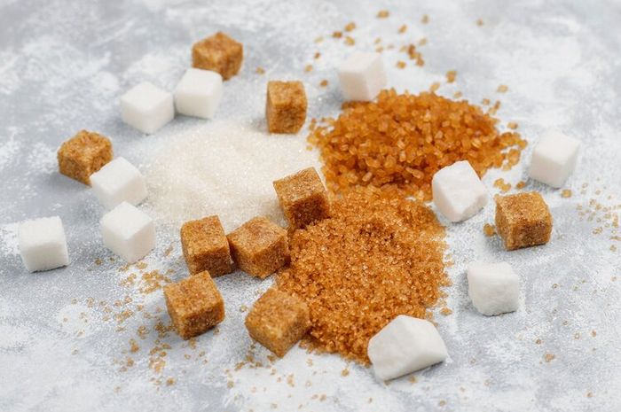 Lebih Manis Mana? Gula Pasir Putih atau Gula Pasir Cokelat, Begini ...