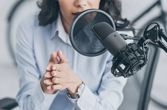 Cara Buat Voice Over Konten YouTube Jadi Jernih dengan Adobe Enhance ...